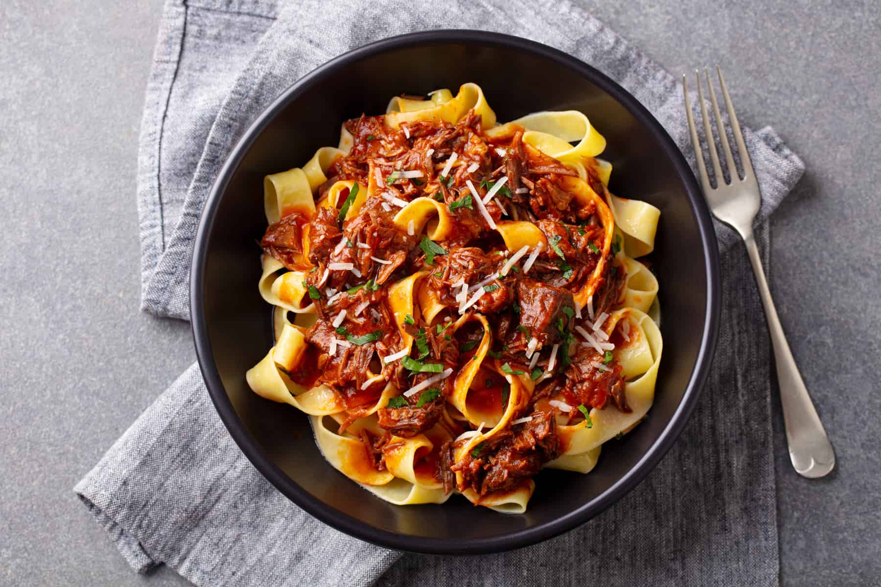 Así Preparo Pappardelle al Ragú. Esta es la Receta PASO a PASO