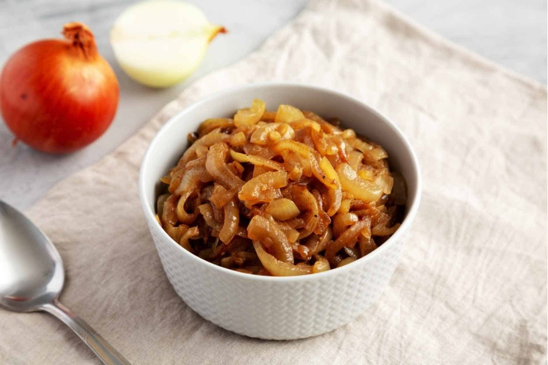 Cebolla Caramelizada Paso a Paso: Delicia Versátil en Tu Cocina