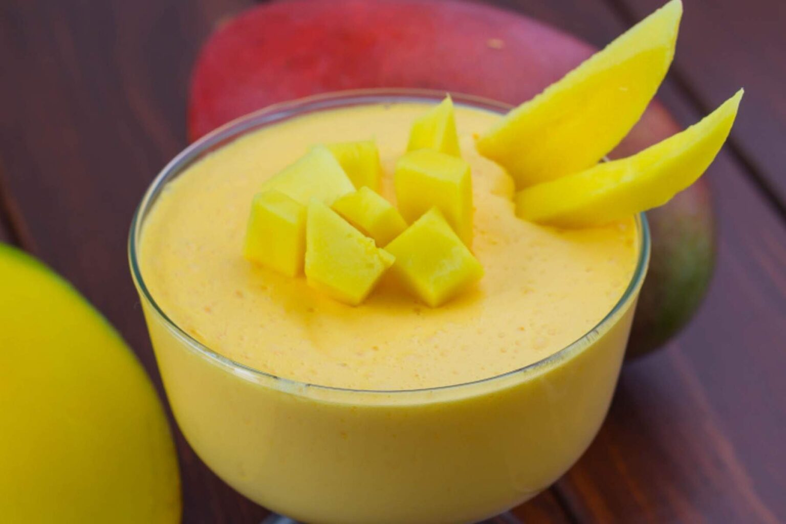Descubre Cómo Hacer Mousse de Mango Cremoso en 10 Minutos